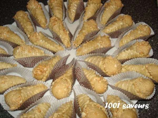 Cornets farcis à la viande hachée et à la bechamel - Recette Ptitchef