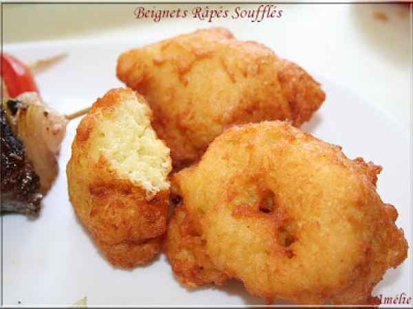 Recette de beignets soufflés aux lardons et gruyère
