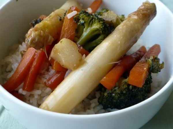 Recette de riz sauté aux légumes croquants et savoureux