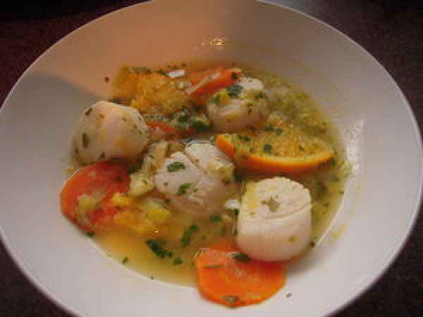 Recette de nage de saint-jacques aux langoustines