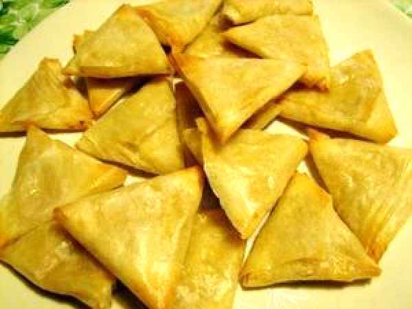 Triangles feuilletés aux fromages, Recette Ptitchef