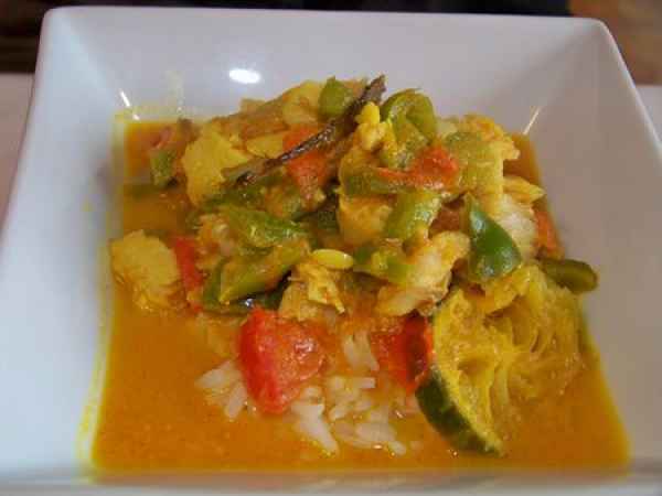 Recette de poisson mariné aux poivrons et tomates