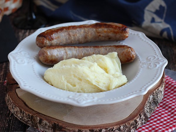 Recette d'aligot saucisse facile et savoureuse