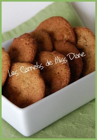 Biscuits à la farine de châtaigne et aux noix de grenoble, sans gluten ...