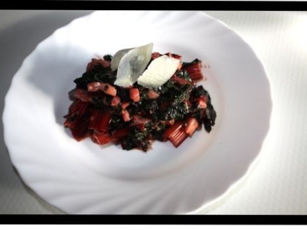 Recette de blettes à la crème de parmesan et lardons