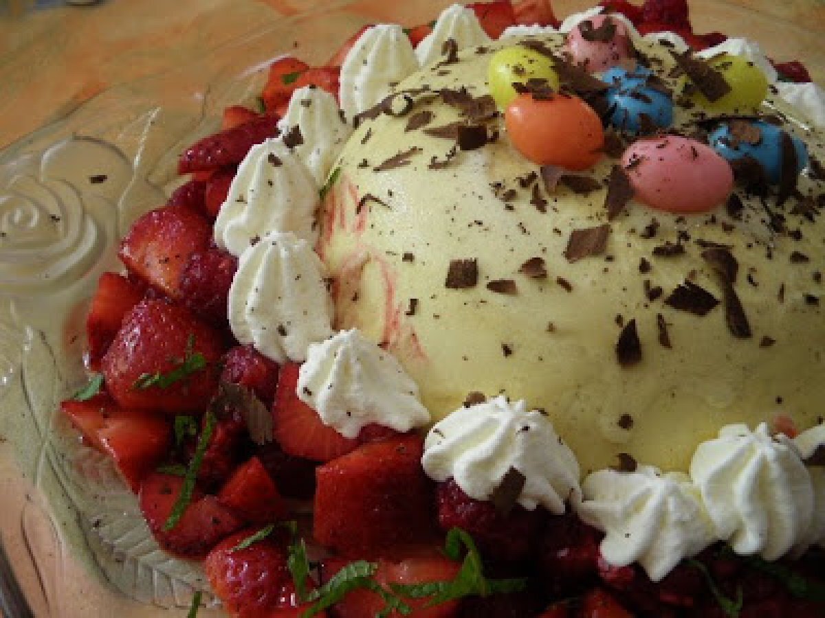 Recette de bombe glacée aux fraises délicieuses