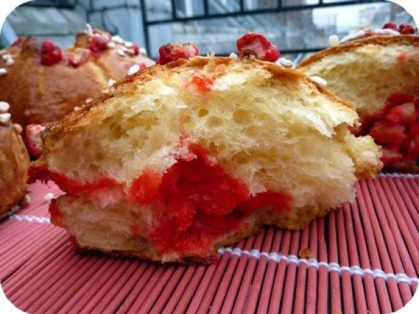 Recette de brioche de saint-genix aux pralines roses