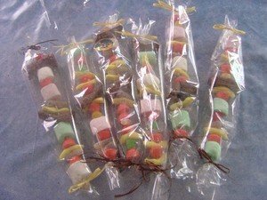 Recette de brochettes en bonbon colorées et sucrées