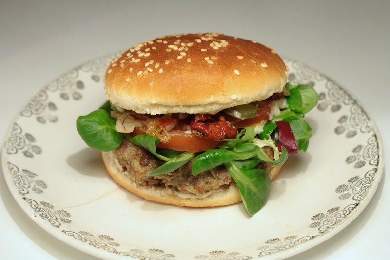 Recette de burger de lentilles et roquefort