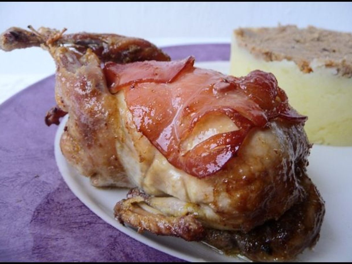 Cailles farcies aux marrons et foies de volaille. - Recette Ptitchef