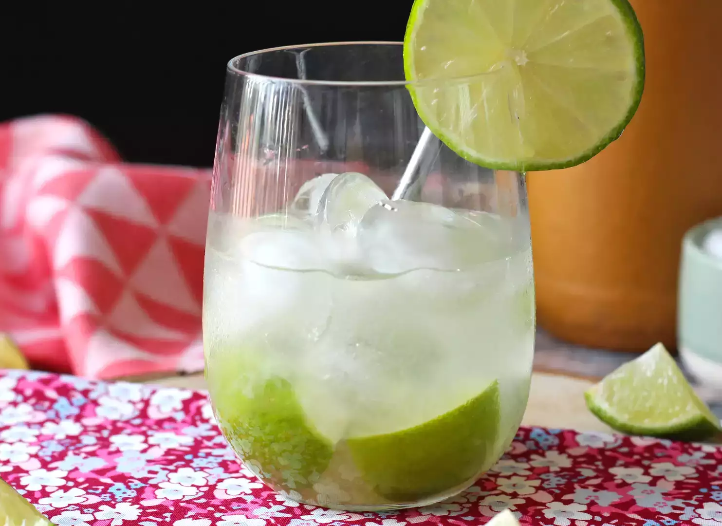 Caipirinha au citron vert : la boisson brésilienne facile à préparer