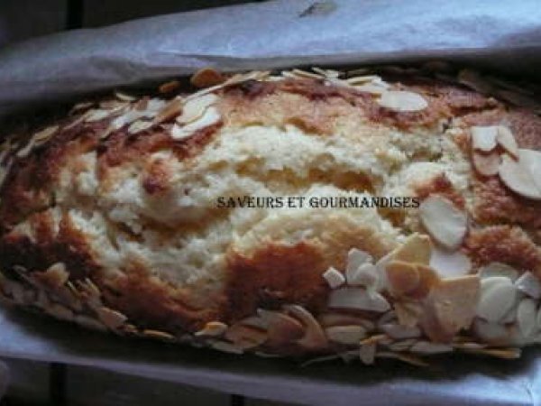 Recette de cake moelleux aux amandes et chocolat
