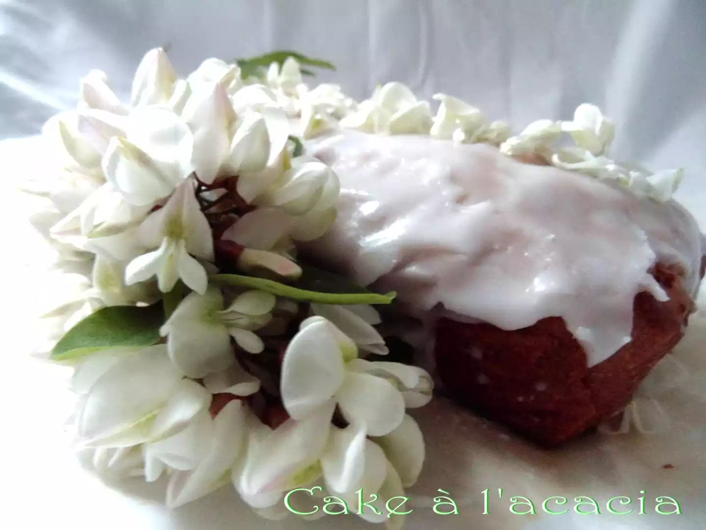 Recette de cake aux fleurs d'acacia et miel