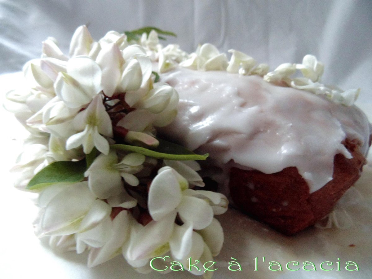Recette de cake aux fleurs d'acacia et miel