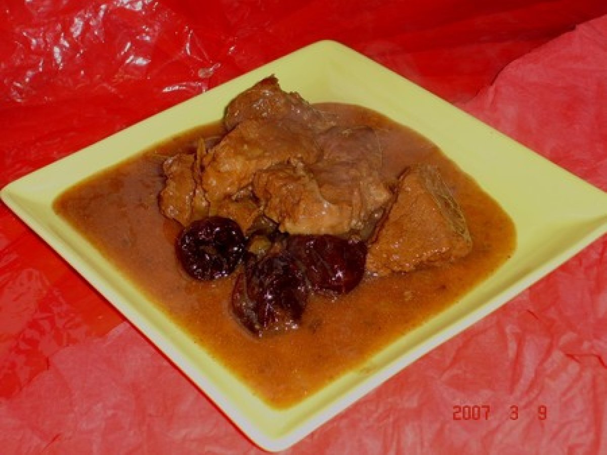 Recette de carbonnades de veau aux groseilles et pruneaux