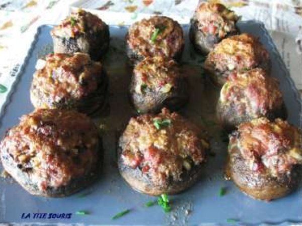Recette de champignons farcis gratinés au parmesan