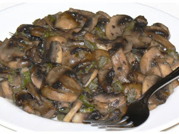 Recette de champignons à l'ail sautés et savoureux
