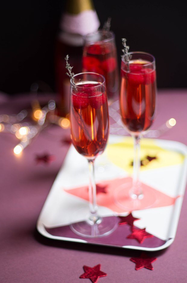 Recette cocktail champagne aux fruits rouges