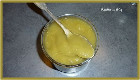 Recette de compote de rhubarbe facile et délicieuse