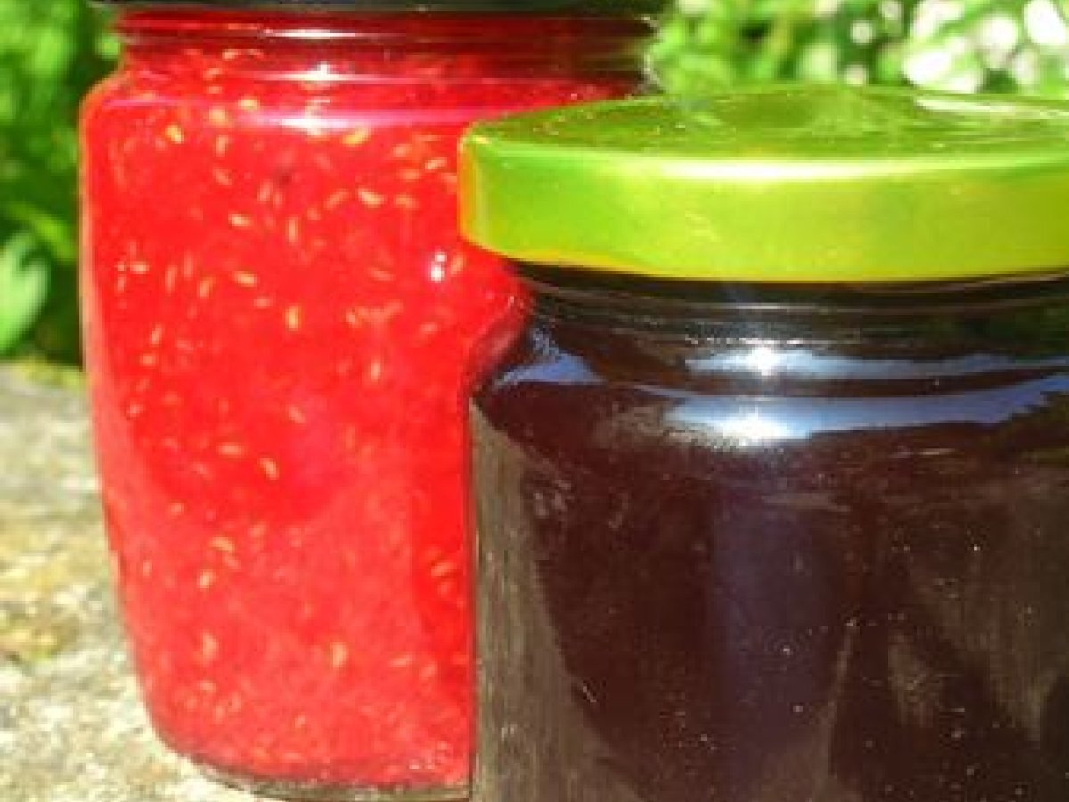 Confiture de framboises et gelée de cassis - Recette Ptitchef