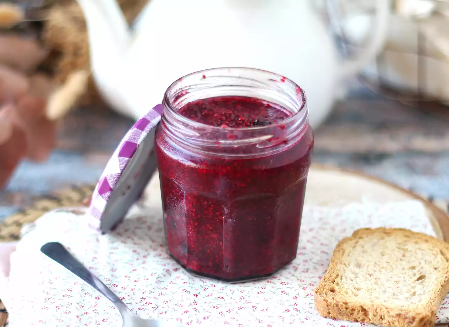 Recette saine de confiture de fruits rouges et chia