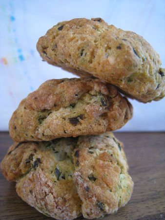 Recette de cookies salés au pesto maison et savoureux