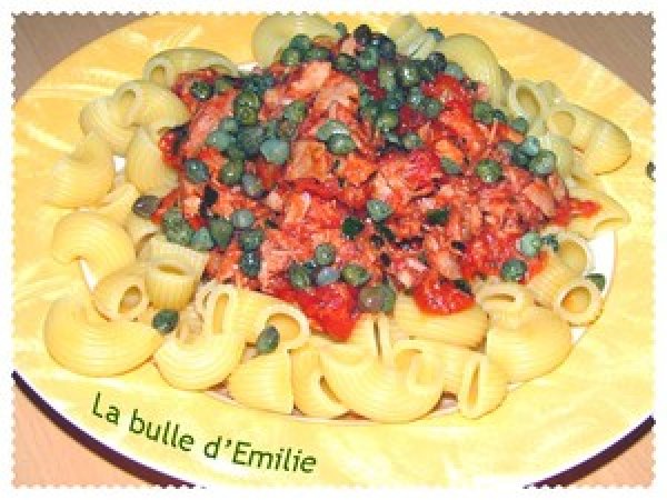 Coudes rayés sauce au thon et câpres - Recette Ptitchef
