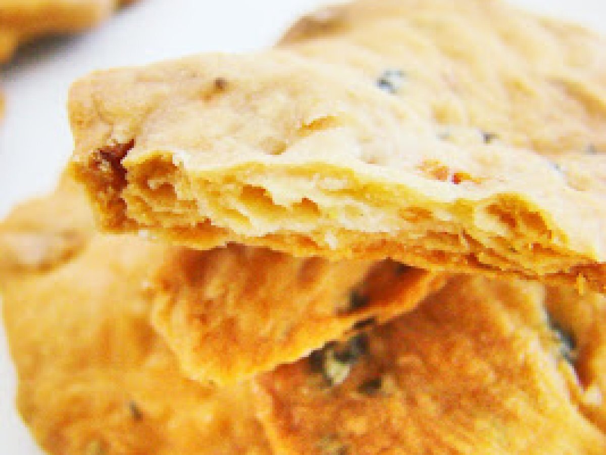 Recette : crackers oignons rouges et coriandre frais