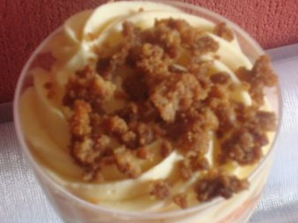 Recette de crème mascarpone aux fruits façon crumble