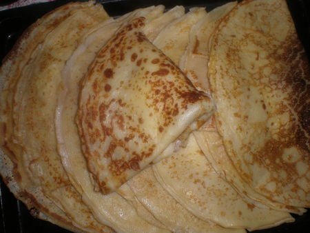 Recette de crêpes thon, fromage, crème, champignons
