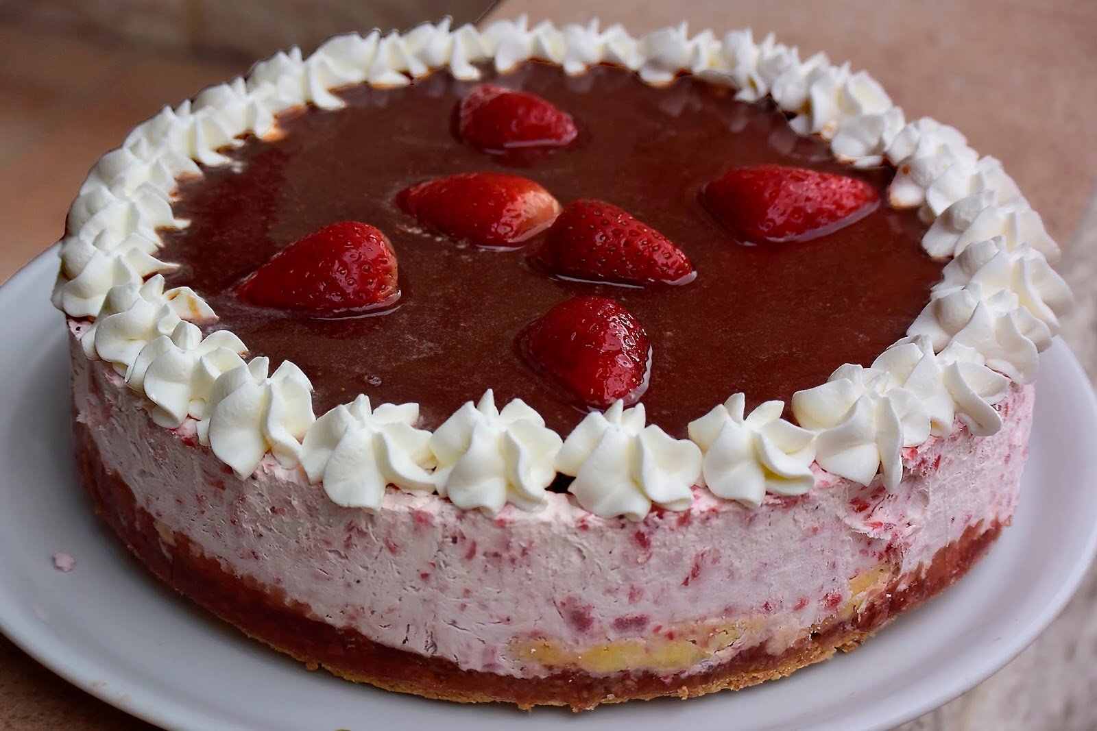 Recette entremet fraises, citron et croquant coco