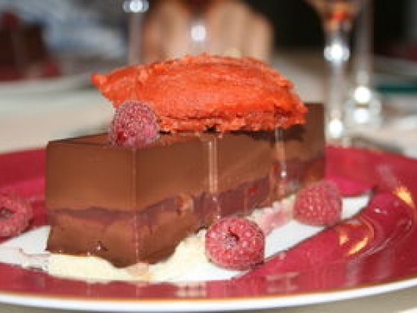 Recette d'entremets chocolat, framboises et poivron rouge