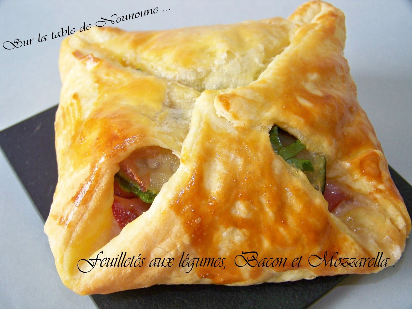 Recette de feuilleté aux légumes, bacon et mozzarella