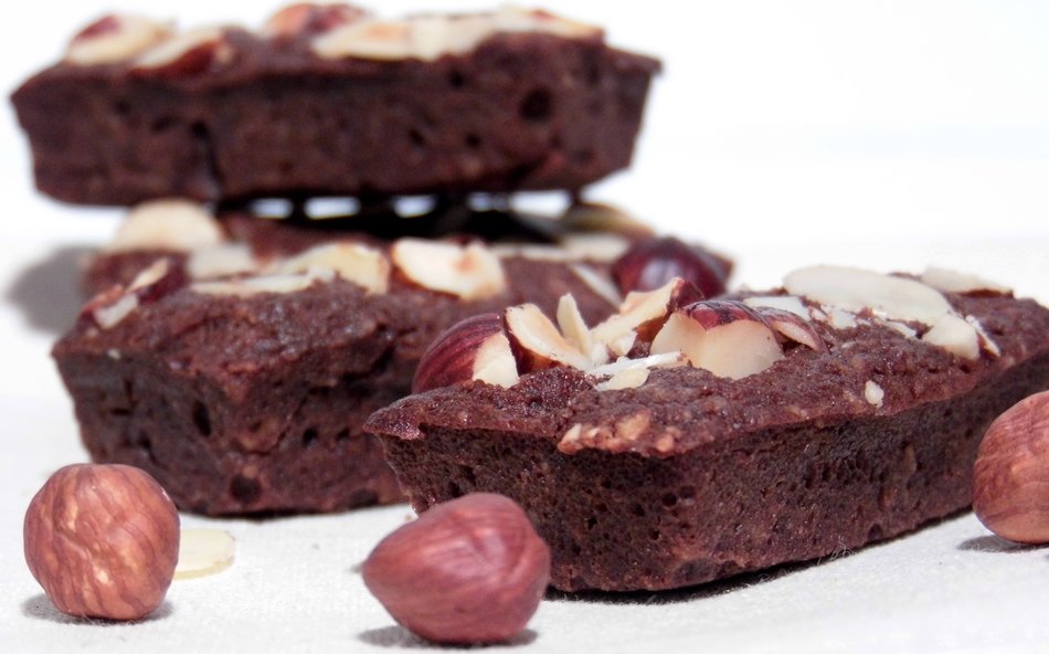 Financiers aux noisettes et au chocolat