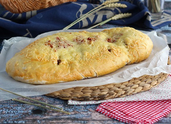 Recette de fougasse aux lardons et oignons maison