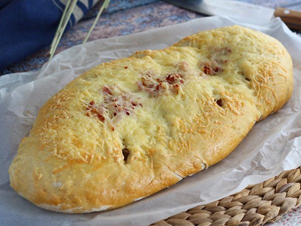 Recette de fougasse aux lardons et oignons maison