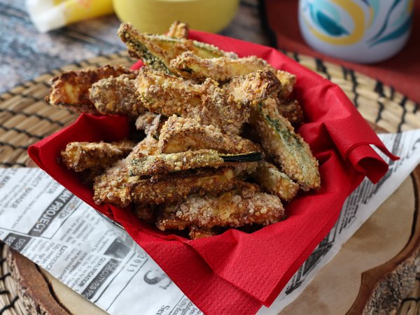 Recette de frites de courgettes à l'air fryer