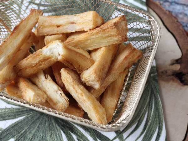 Recette de frites de manioc à l'air fryer