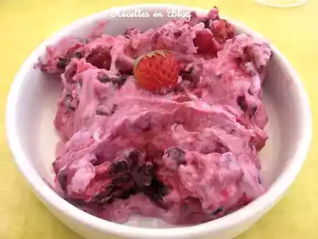 Recette de fromage blanc aux fruits rouges façon glace