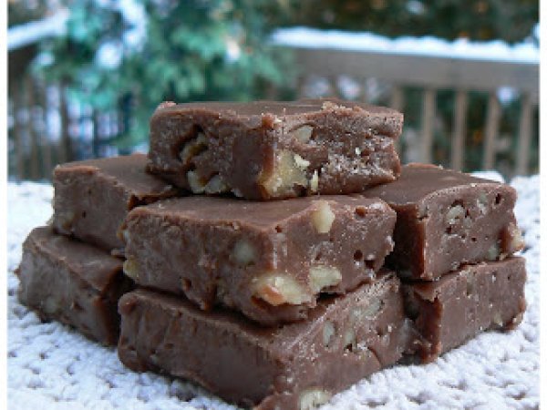 Recette de fudge au chocolat facile avec 3 ingrédients