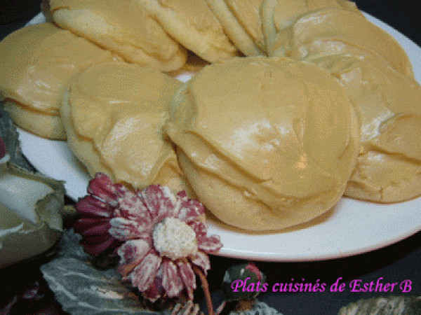 Recette de galettes blanches glacées au sucre à la crème
