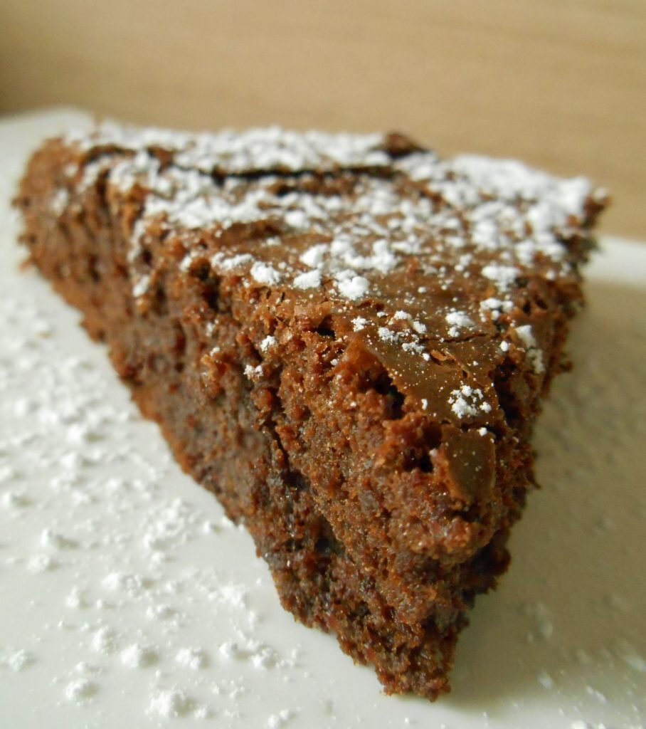 Recette facile de gâteau au chocolat moelleux et rapide
