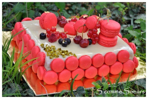 Gâteau de fêtes : entremet nougat-fruits rouges - Recette Ptitchef
