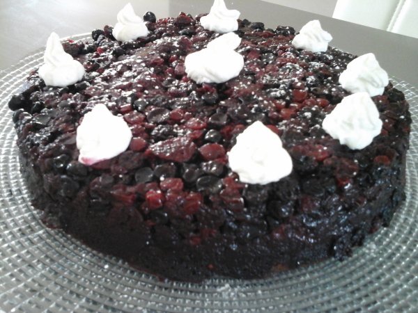 Recette de gâteau renversé aux fruits rouges