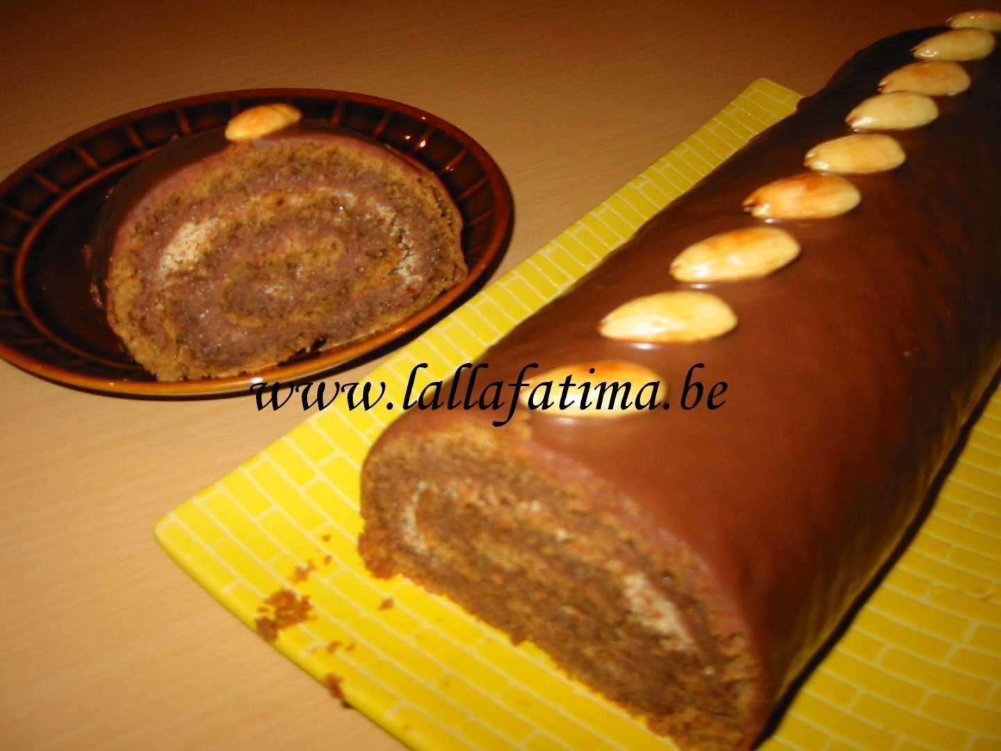 Recette de gâteau roulé au chocolat/café et amandes