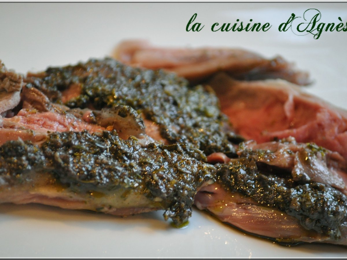 Recette de gigot d'agneau à l'ail et fines herbes