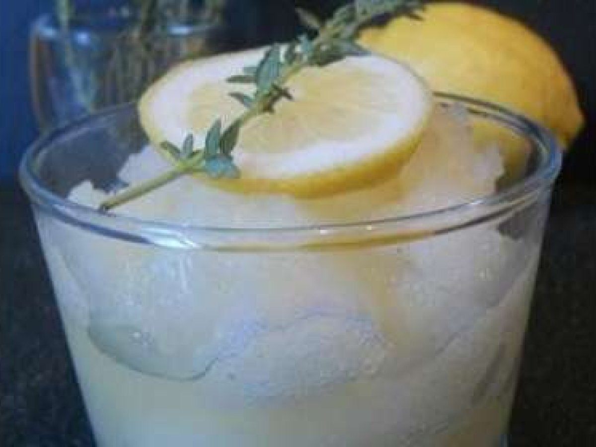 Recette de granité au citron et au thym