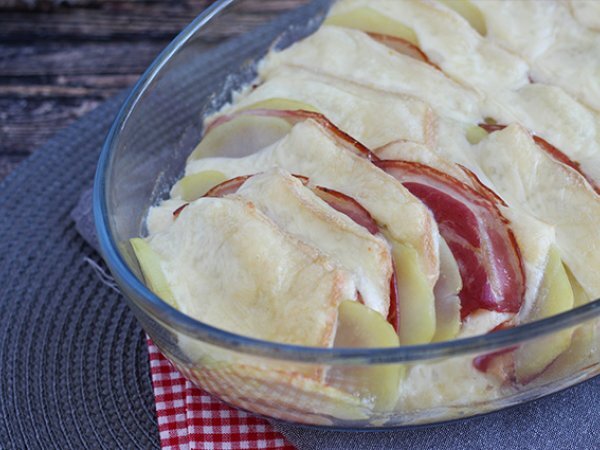 Recette de gratin de raclette facile et savoureuse