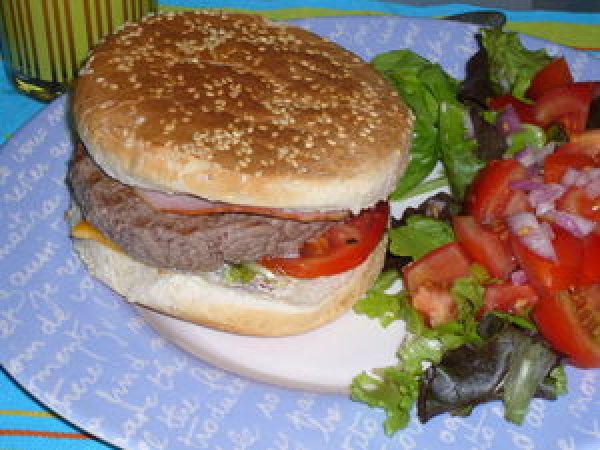 Recette de hamburger au cheddar et bacon
