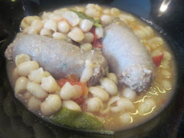 Recette de haricots blancs et saucisses à l'italienne
